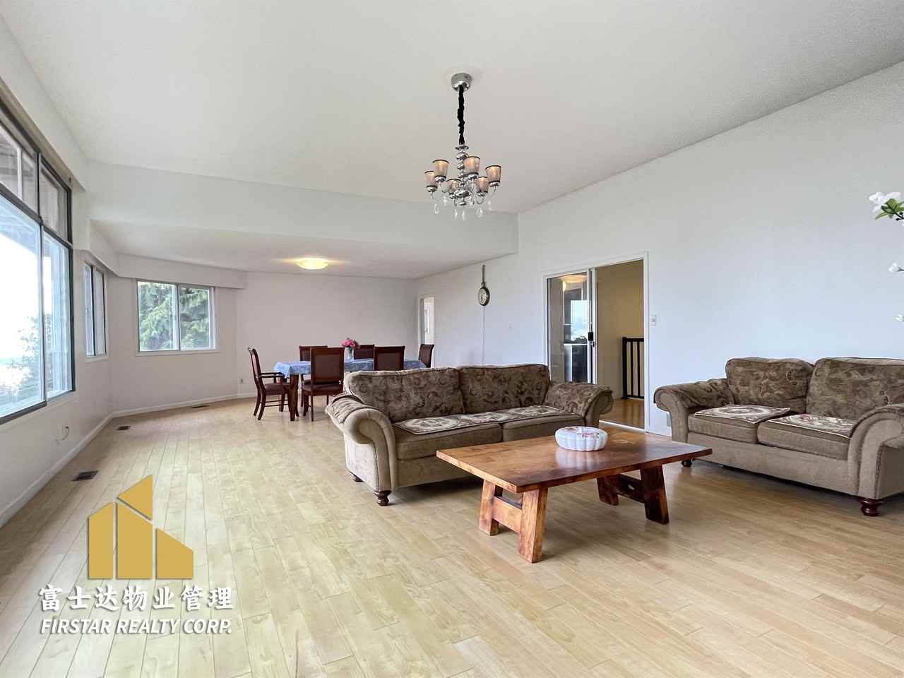 1137 Crestline Rd, West Vancouver, BC V7S 2E5 - 5 Bedroom Apartment for ...