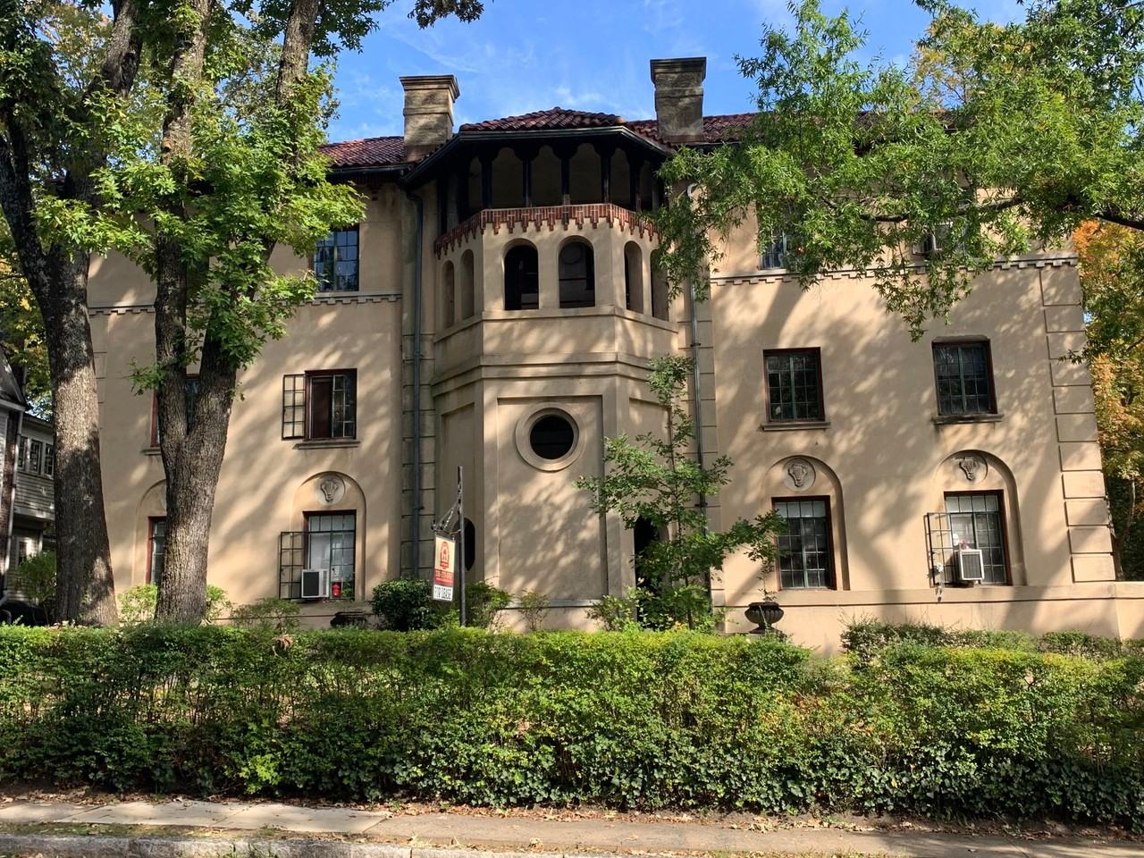 Winburn Court Apartments - 203 Tate St Greensboro NC | Zumper