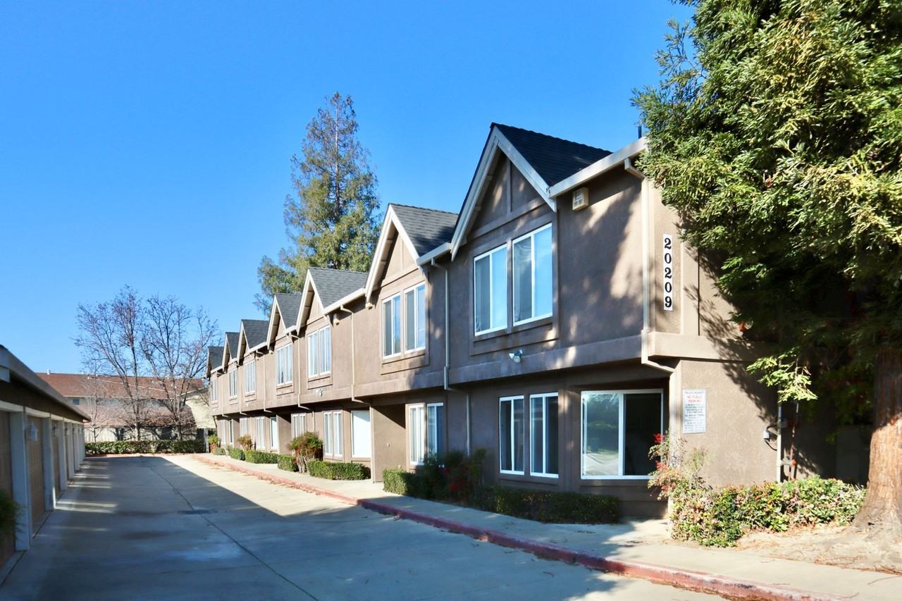 20209 Redwood Rd, Castro Valley (Downtown Castro Valley) Apartments ...