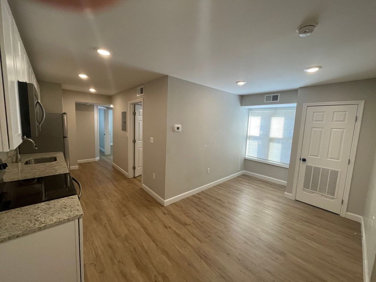 Livingston House Apartments - 4184 Livingston Rd Se Washington DC | Zumper