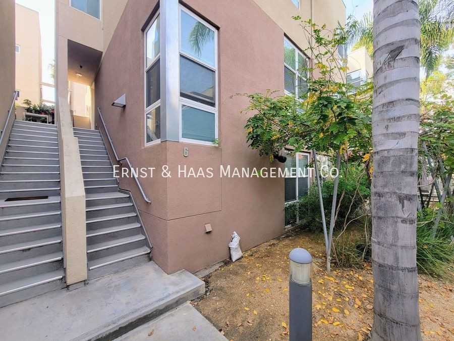 302 E 19th St, Long Beach, CA 90806 2 Bedroom Condo for $2,695/month ...