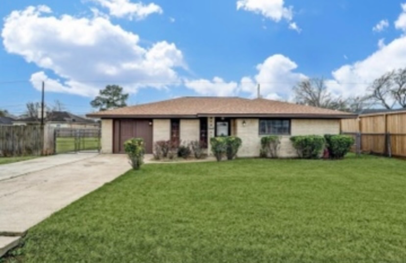 2606 Woodgate St, Houston, TX 77039 3 Bedroom House for $1,900/month ...