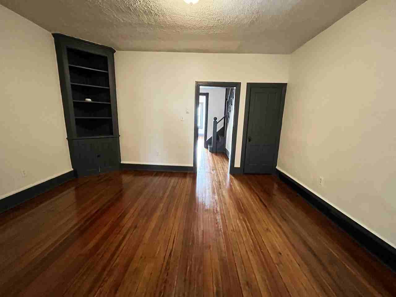 238 N Raleigh St, Martinsburg, WV 25401 2 Bedroom House for $1,100 ...