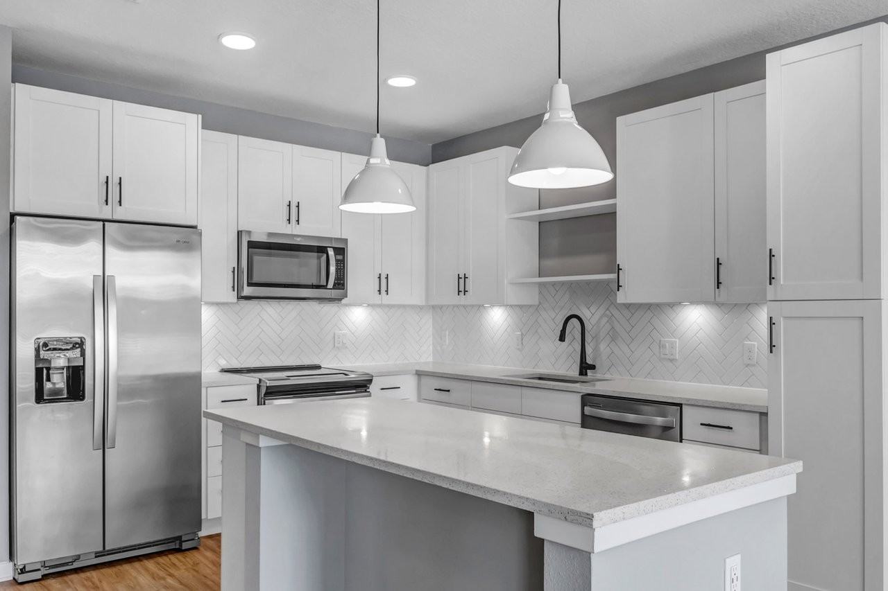 Luma Headwaters Apartments - 4000 Headwaters Way, Orlando, FL 32837 ...