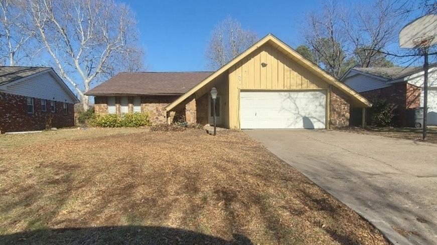 4911 S 94th East East Place, Tulsa, OK 74145 3 Bedroom House for $1,650 ... 4911 S 94th East East Place, Tulsa, OK 74145 3 Bedroom House for $1,650 ...