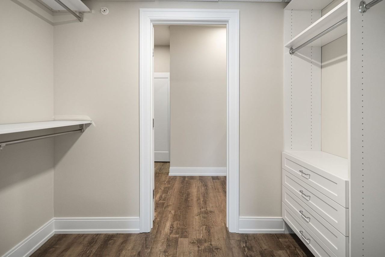 The Flats at Crossgates Apartments - 2 Crossgates Mall Rd, Albany, NY ...