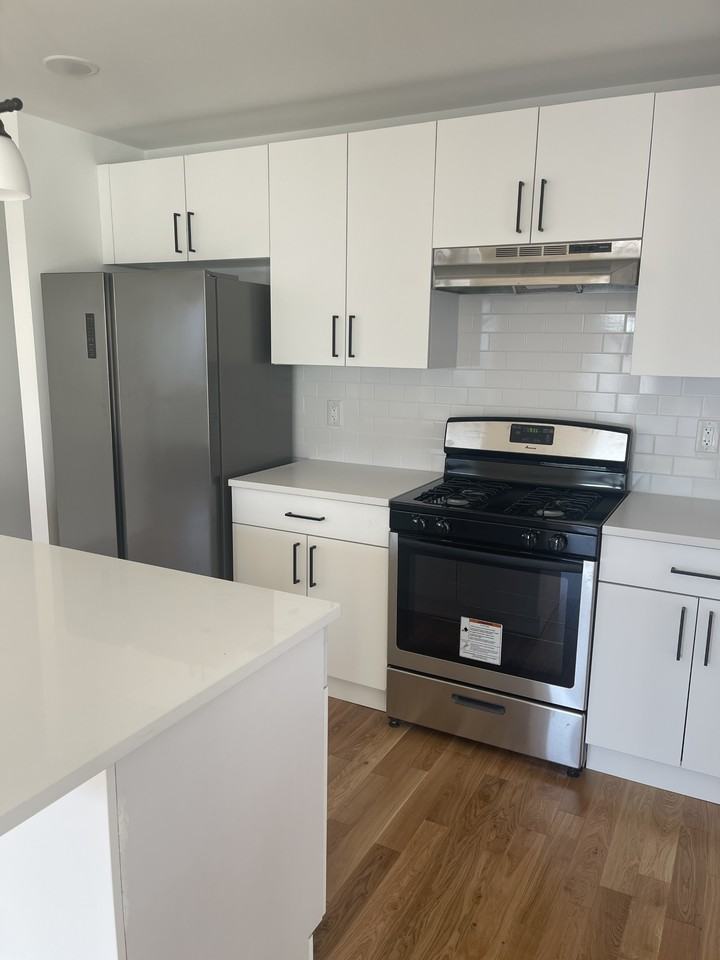 738 Seaport Dr #A, Elizabeth, NJ 07201 3 Bedroom House for $2,999/month ...