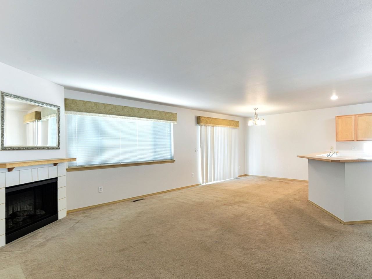 11814 4th Avenue Ct E, Parkland, WA 98445 3 Bedroom Condo for $2,500 ...