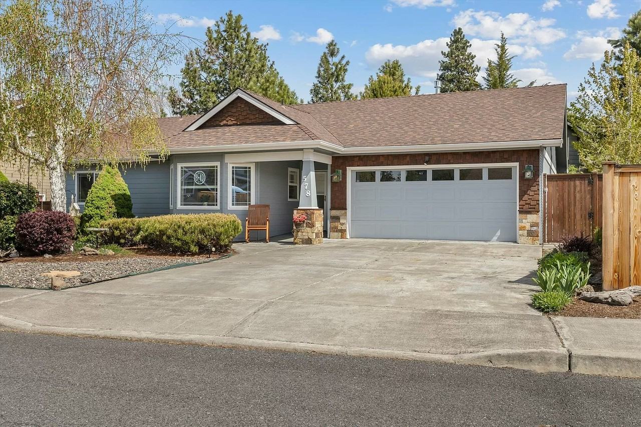 578 Northeast Stalker Court, Bend, OR 97701 2 Bedroom House for $5,000 ...