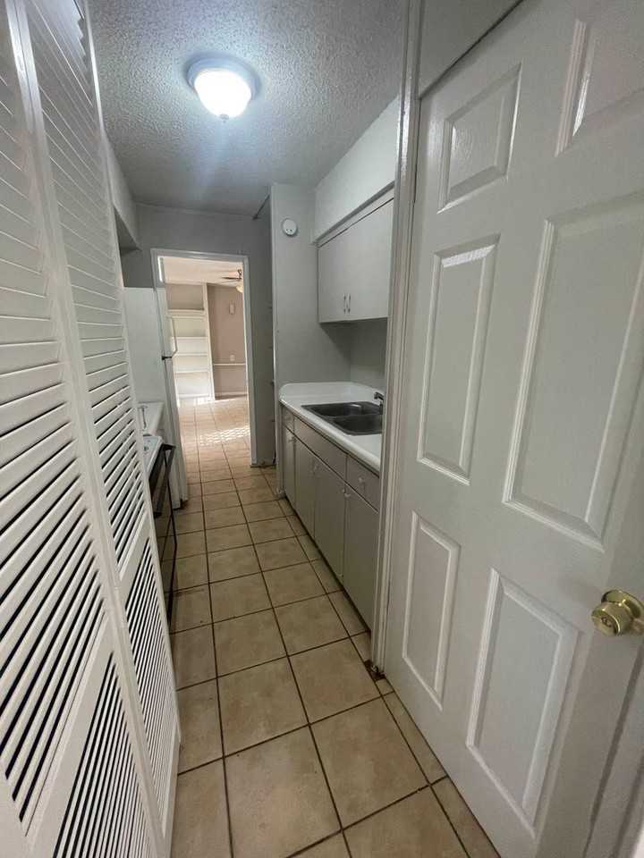 Villa Apartments - 725 Villa Dr, Corpus Christi, TX 78408 - Zumper