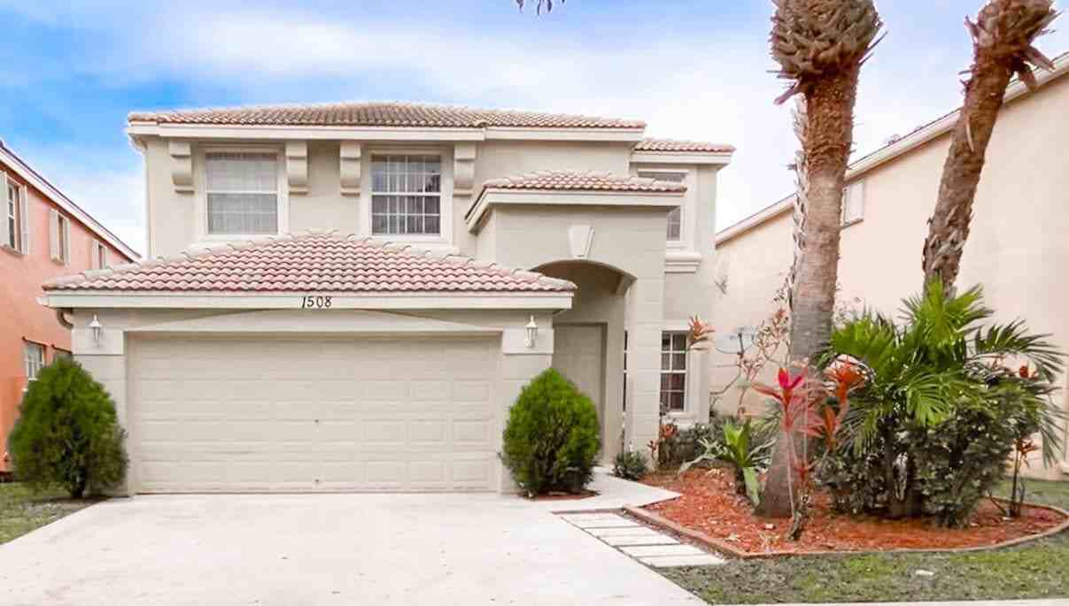 Running Oak Ln, Royal Palm Beach, FL 33411 - 4 Bedroom Apartment for ...