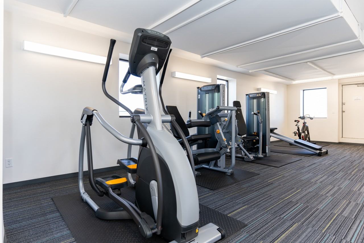 Hargrave Place Apartments - 33 Hargrave St, Winnipeg, MB R3C 3T9 - Zumper