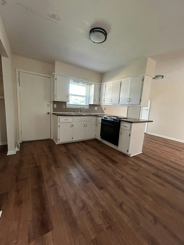 901 Centennial Drive, Unit 901 Apartments - 901 Centennial Dr Lawrence ...