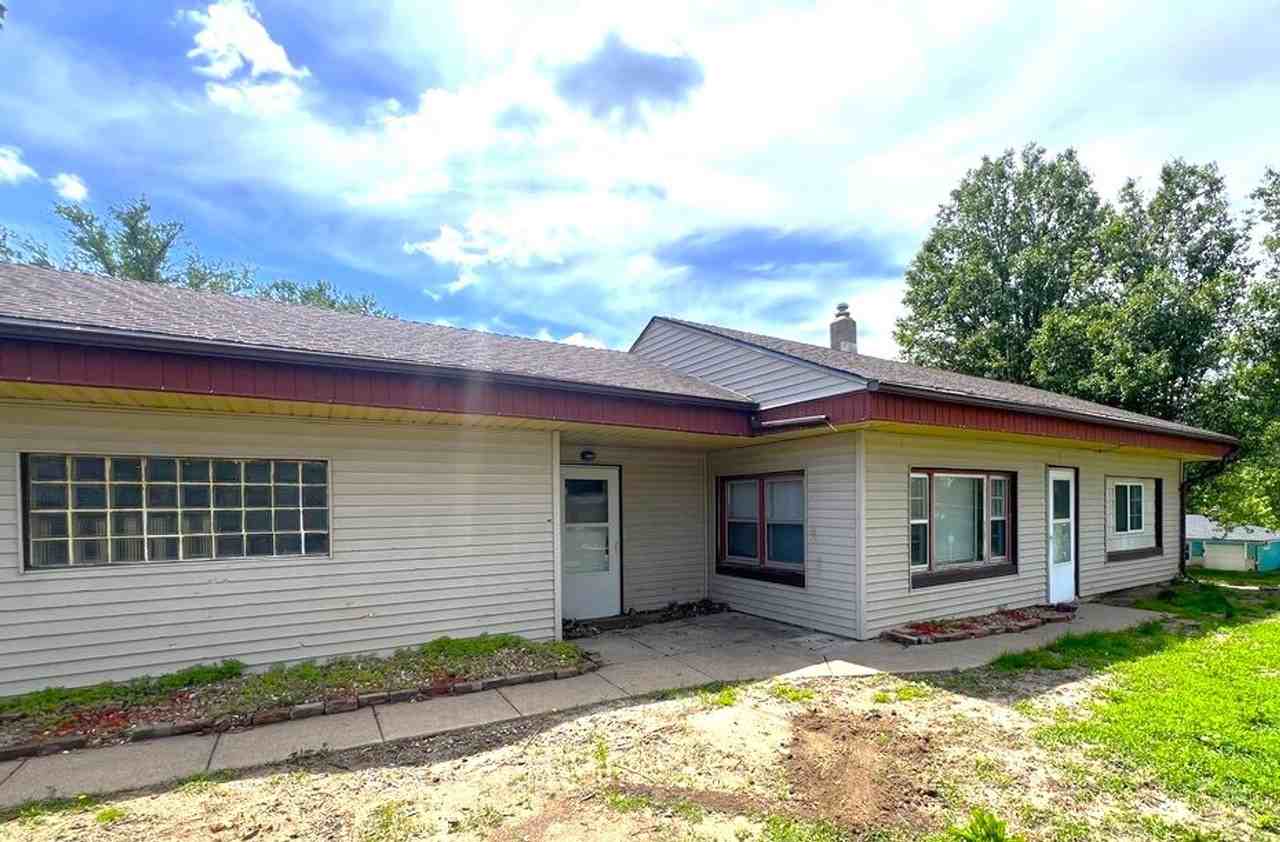 4319 Frederick St, Omaha, NE 68105 - 2 bedroom House Rental - Zumper ...