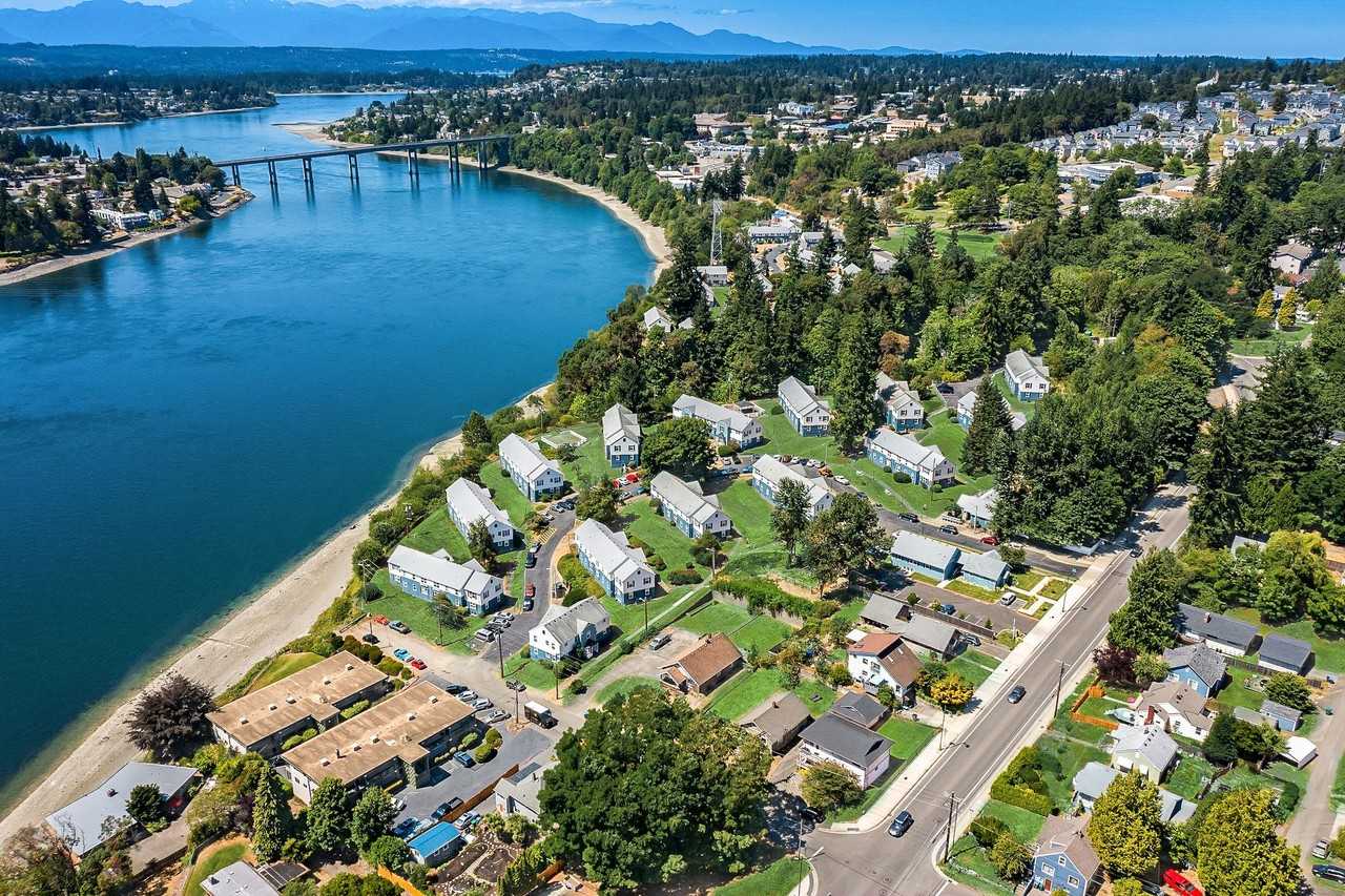 The View At Manette Apartments - 1619 Wheaton Way Bremerton WA | Zumper