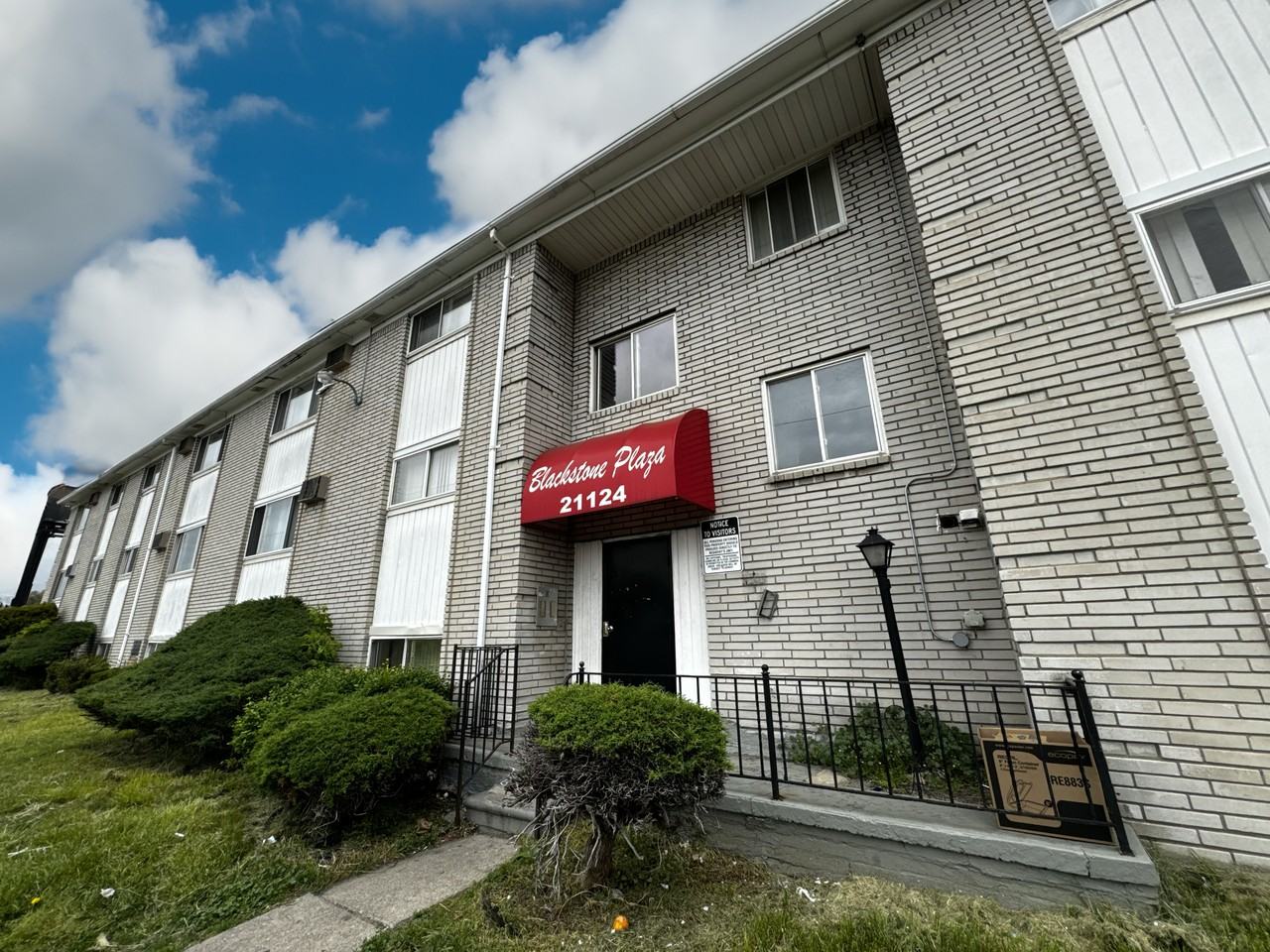 21124 Schoolcraft Apartments in Brightmoor, Detroit, MI 48223 - Zumper