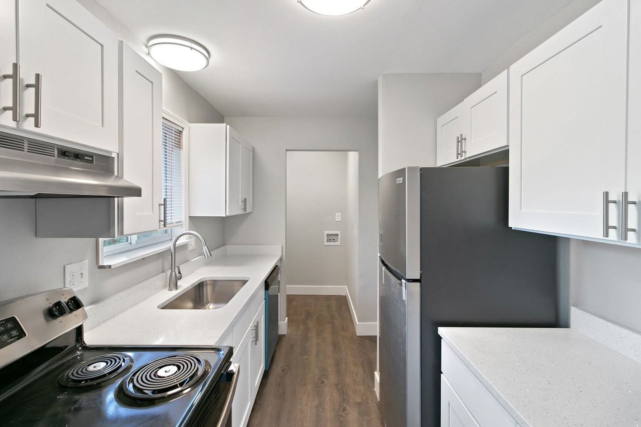 Timber Ridge Apartments (Timber Ridge 64 LLC) - 7155 Blue Star Hwy ...