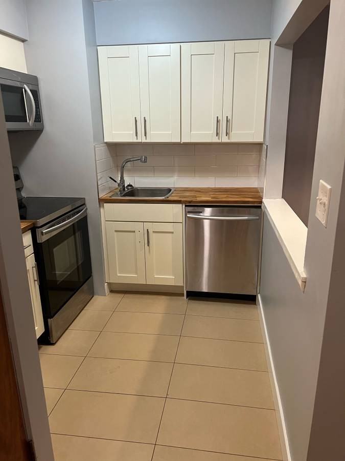 1516 Burnaby Street #204, Vancouver, BC V6G 1W9 - 1 Bedroom Apartment for Rent | PadMapper