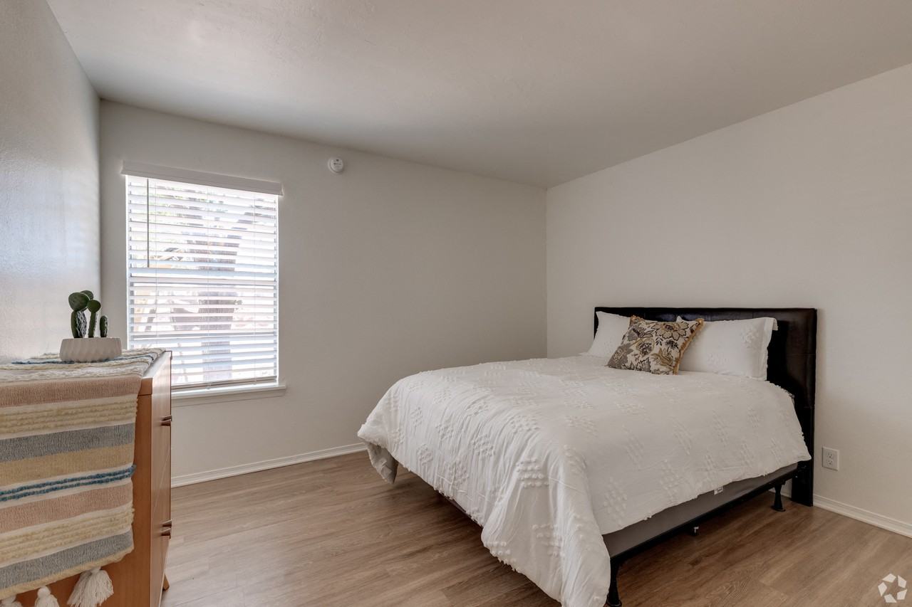 Apple Creek Stillwater Apartments - 1200 N Perkins Rd, Stillwater, OK ...