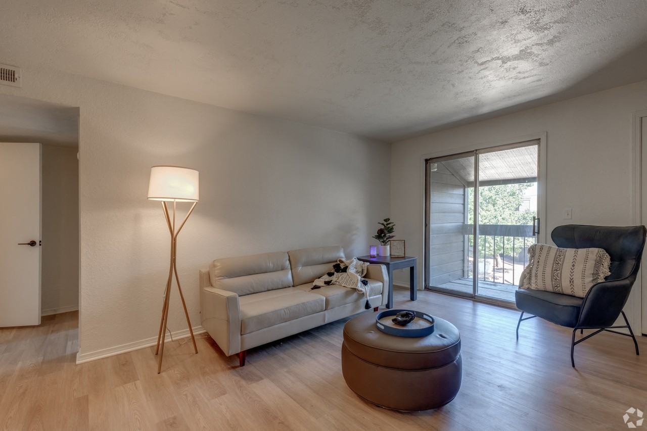 Apple Creek Stillwater Apartments - 1200 N Perkins Rd, Stillwater, OK ...