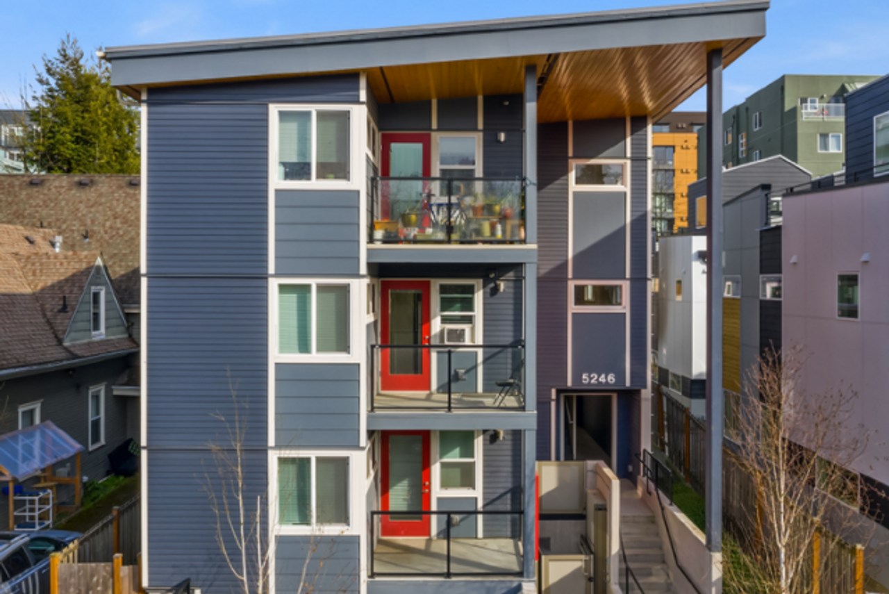 Glendale is now Leasing! Apartments - 5246 Brooklyn Ave Ne Seattle WA ...