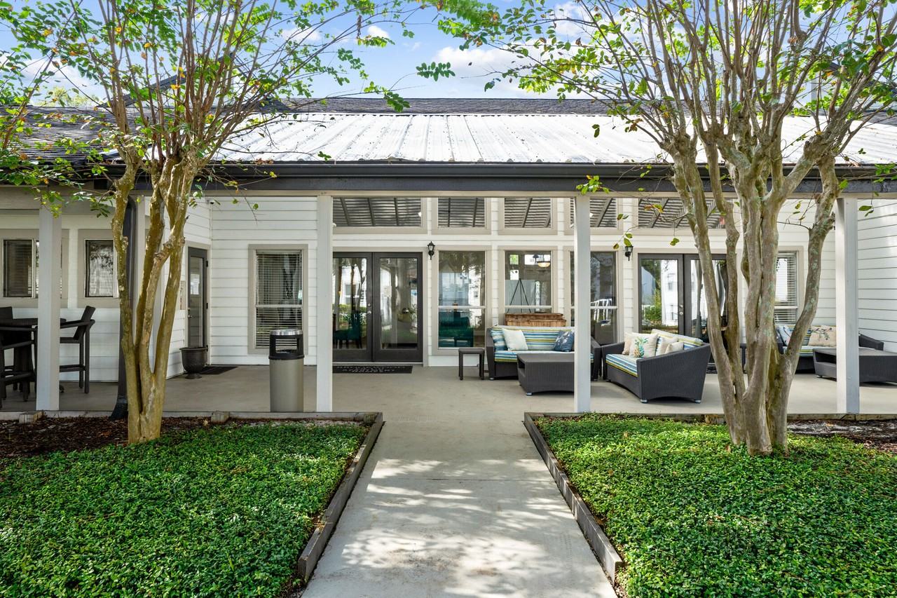 Brookwood Club Apartments - 1385 Brookwood Forest Blvd, Jacksonville ...