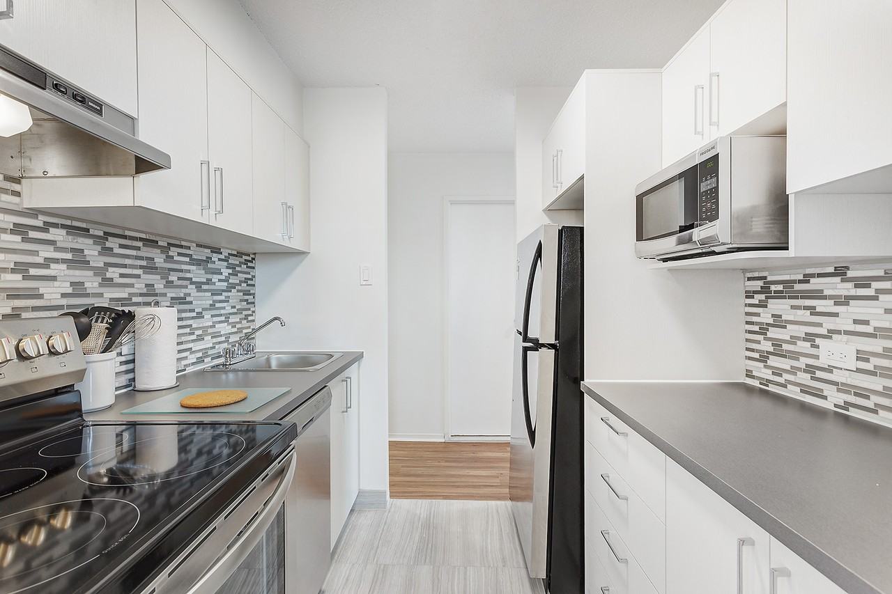 LaCité Apartments - 350 Rue Prince-Arthur O, Montréal, QC H2X 3R4 - Zumper