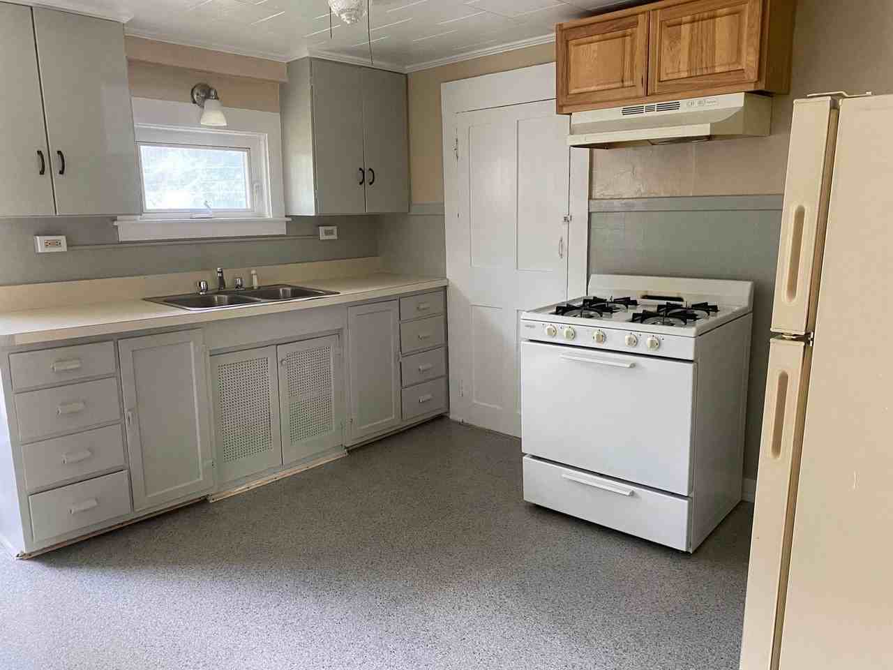 227 Summer St. Apartments - 227 Summer St Springfield VT | Zumper