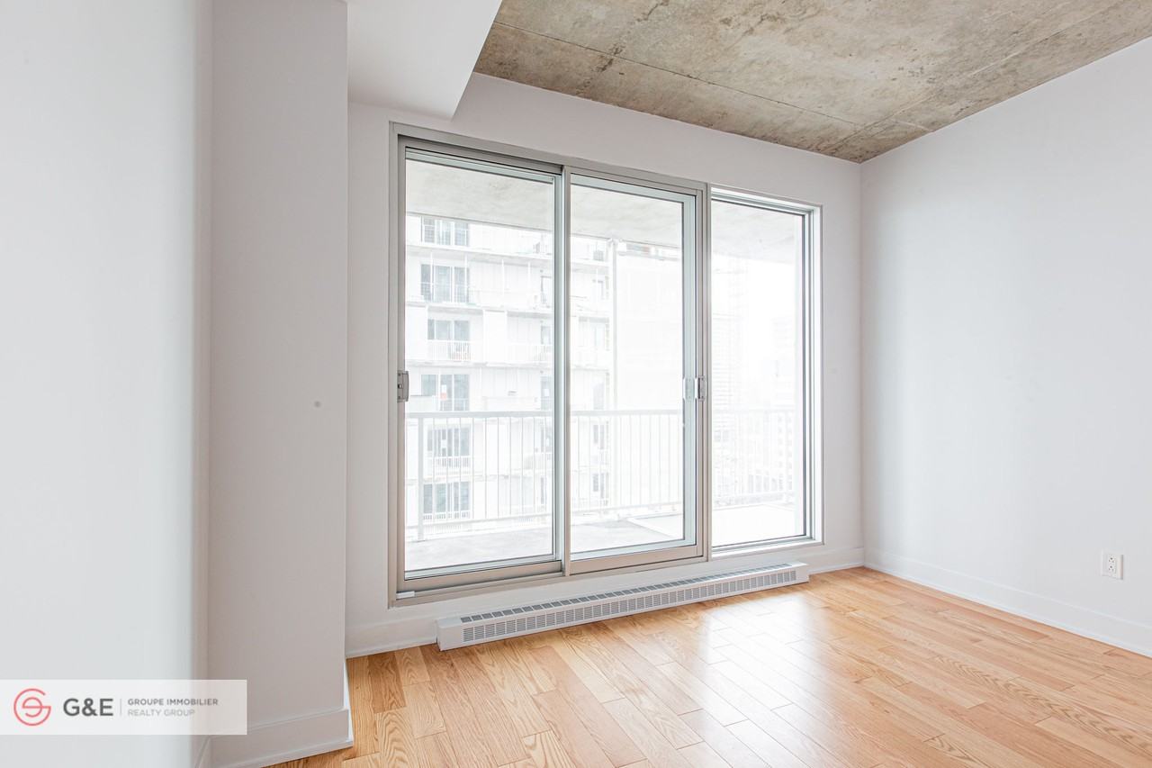 2300 Rue Tupper, Montréal, QC H3H 0B9, CAN - 30 unit Rentals - Zumper