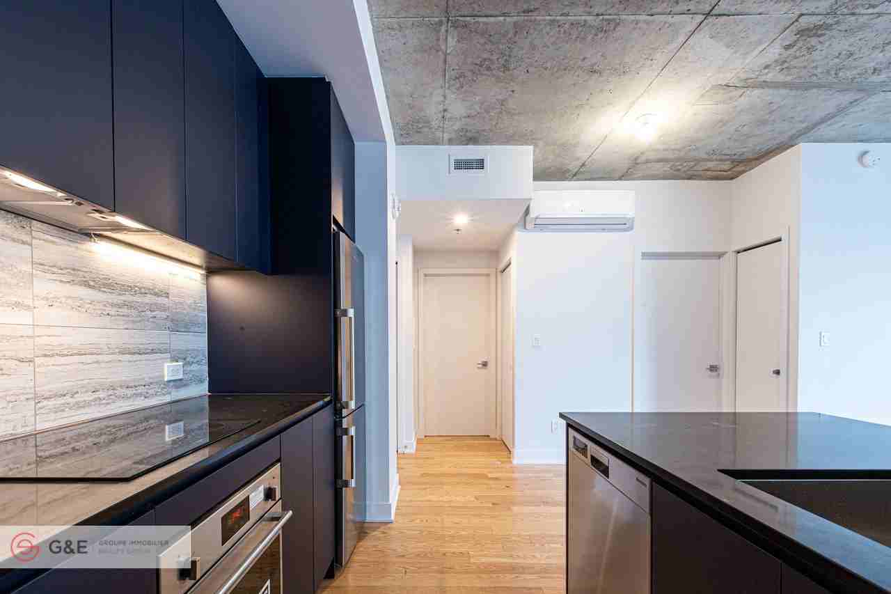 2300 Rue Tupper, Montréal, QC H3H 0B9, CAN - 30 unit Rentals - Zumper