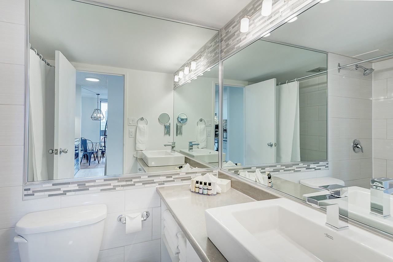 LaCité Apartments - 350 Rue Prince-Arthur O, Montréal, QC H2X 3R4 - Zumper