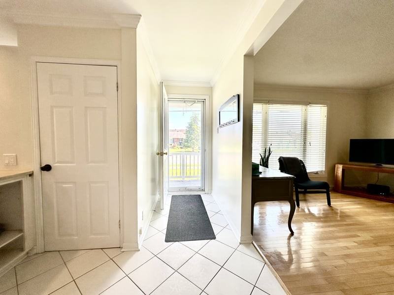 6045 Renaud Rd, Ottawa, ON K1C 7G4, CAN - 1 bedroom House Rental - Zumper