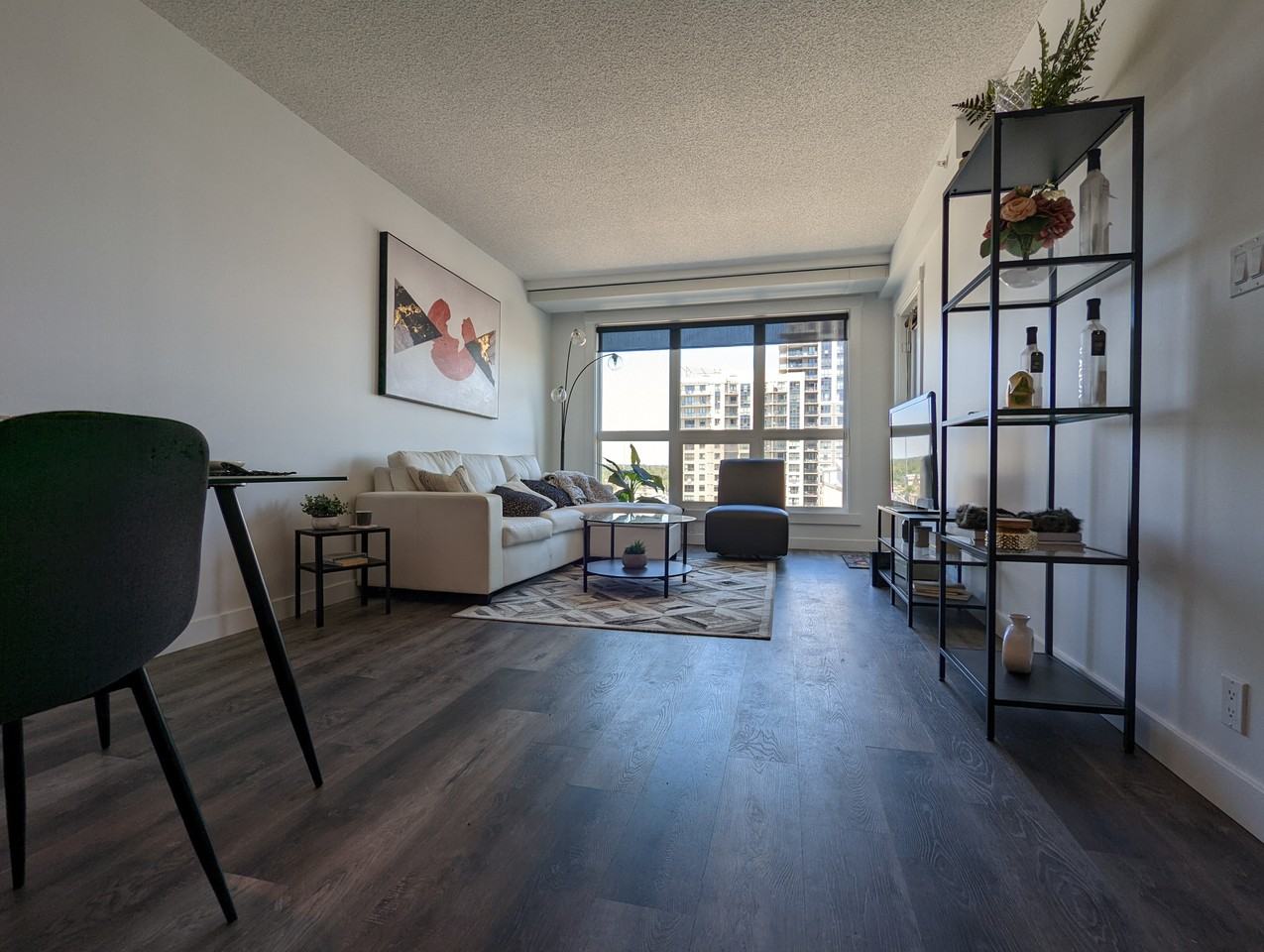 London at Heritage Station Apartments - 8880 Horton Rd Sw Calgary AB ...