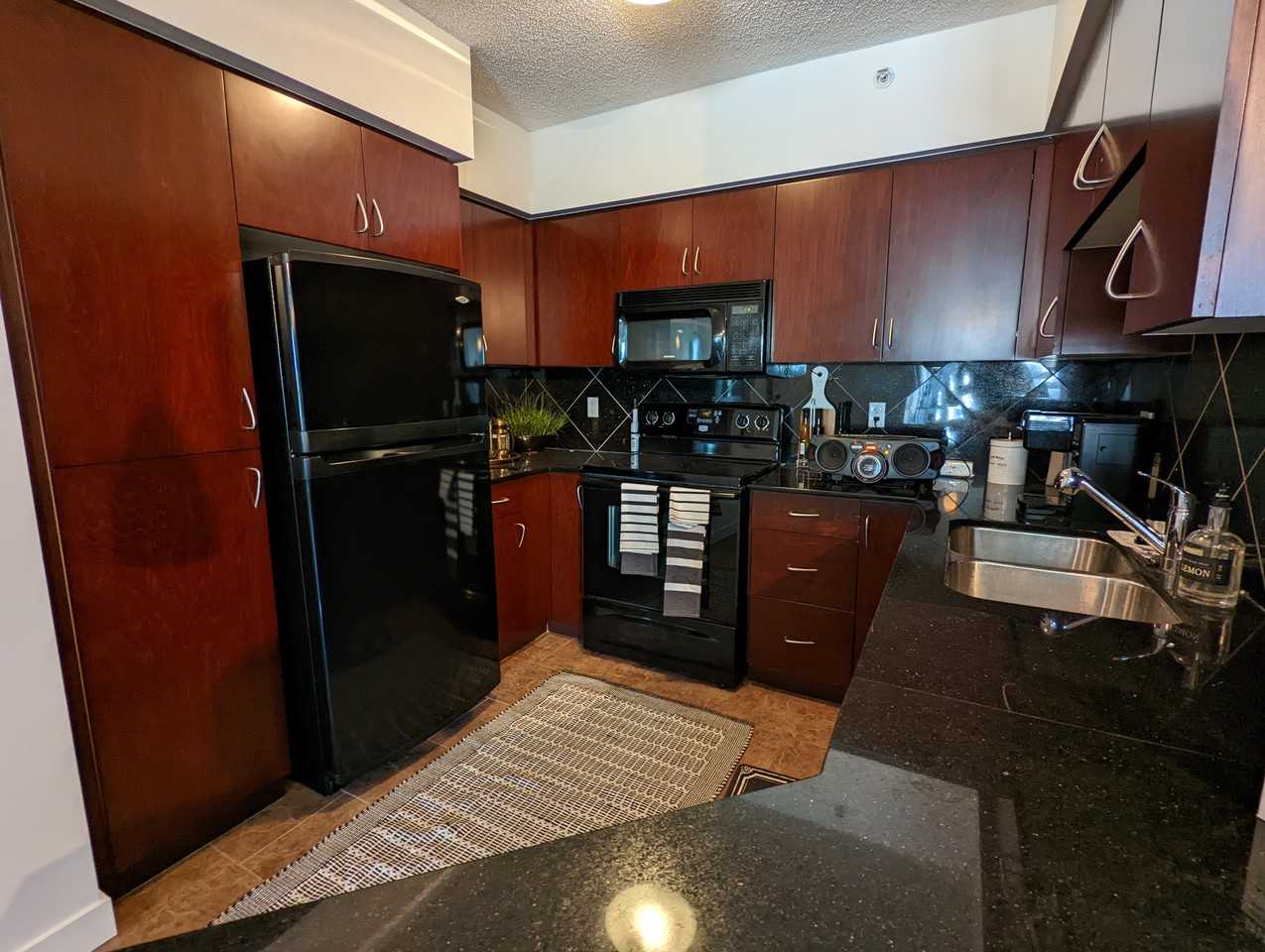 London at Heritage Station Apartments - 8880 Horton Rd Sw Calgary AB ...