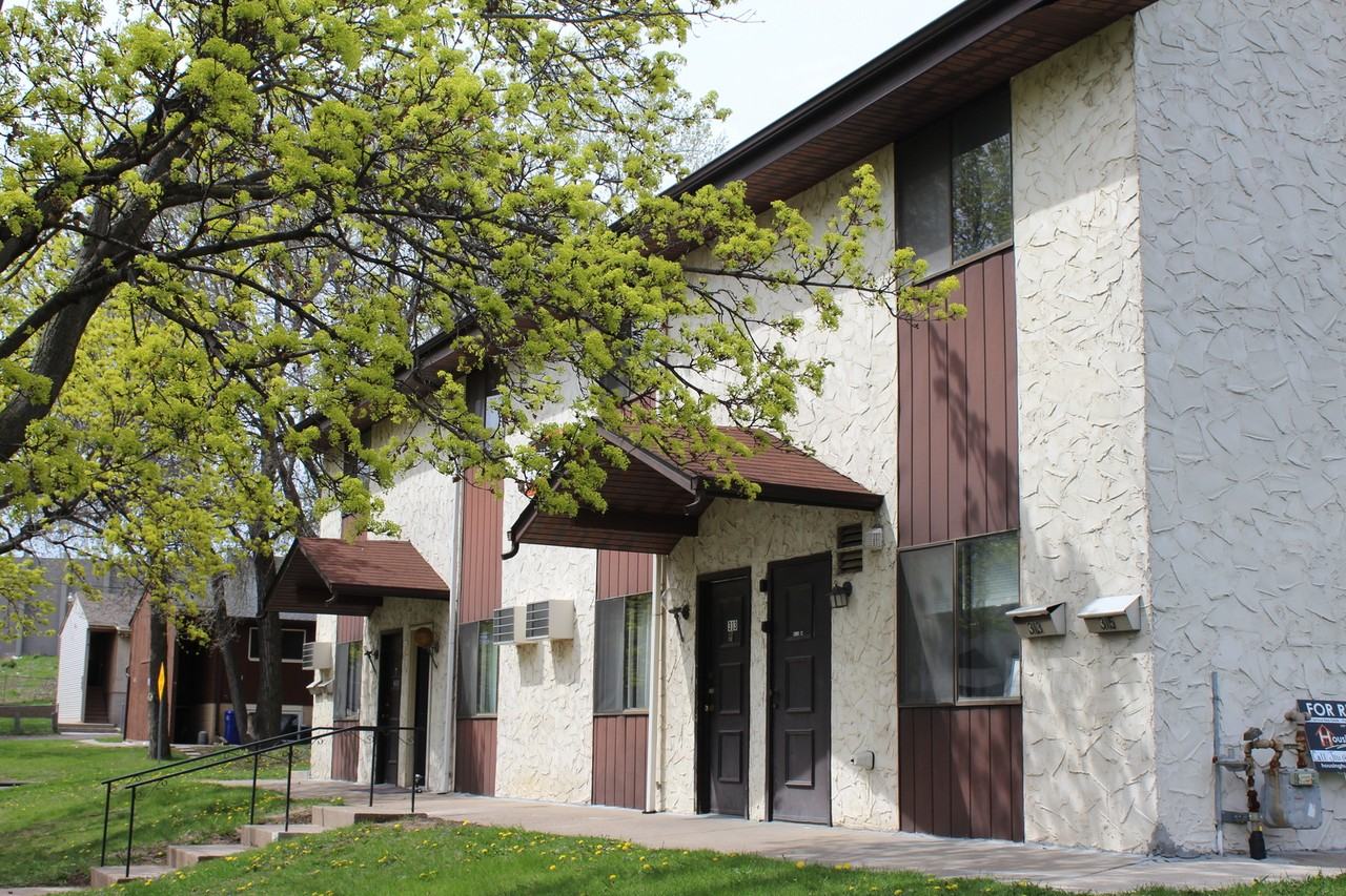 Hoyt & Sloan Apartments in Payne - Phalen, St. Paul, MN 55130 - Zumper