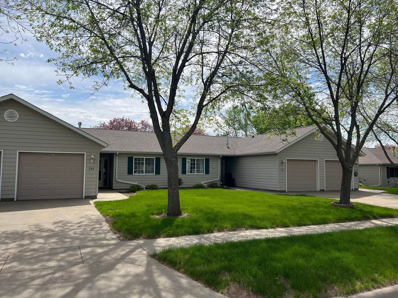 324 N Maple Ave, Brandon, SD 57005 2 Bedroom House for $1,250/month ...