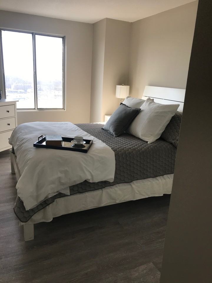 Kenwick Place Apartments - 160 George St Sarnia ON | Zumper