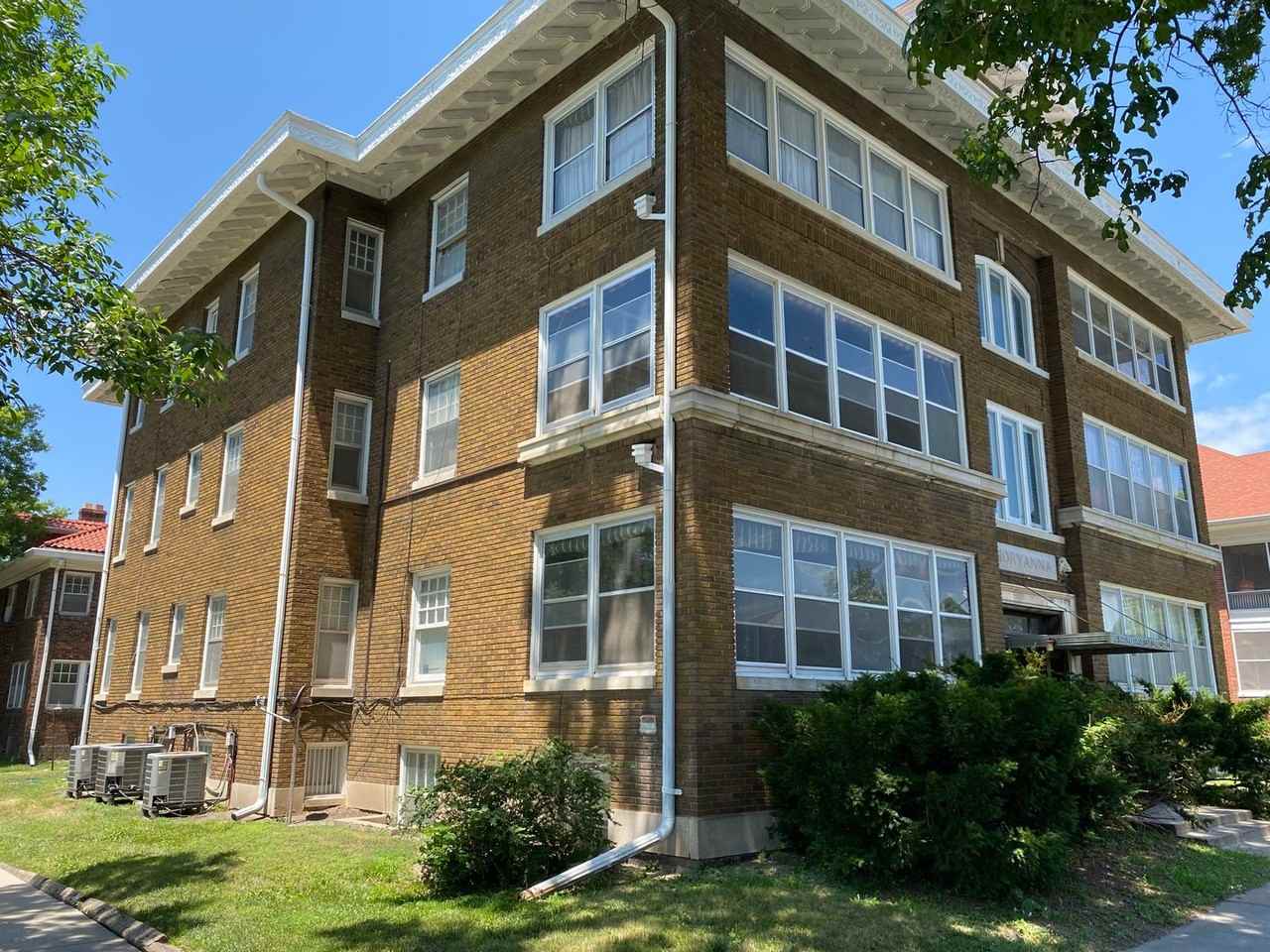 Goodhue - Noryanna Building Apartments - 835 Goodhue Blvd Lincoln NE ...