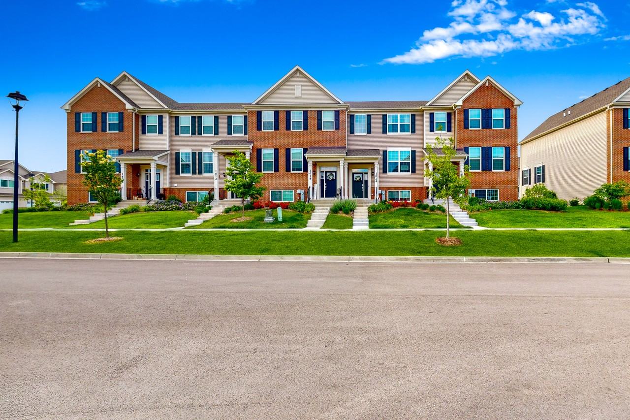 1624 Bentz Way #1324, Batavia, IL 60510 - 2 Bedroom Apartment for Rent ...