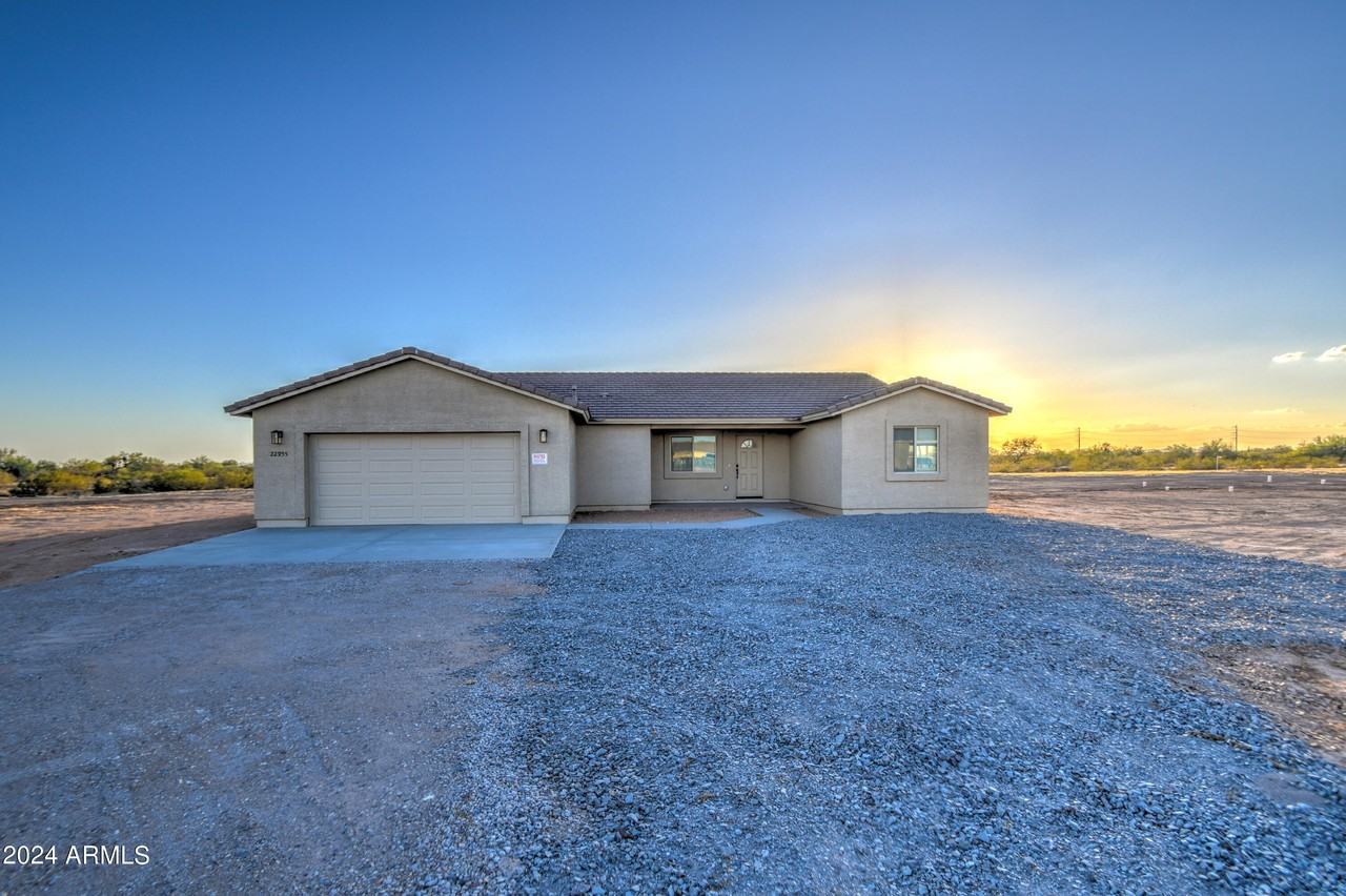 22955 W White Pine Dr, Wittmann, AZ 85361 3 Bedroom House for $2,299 ...