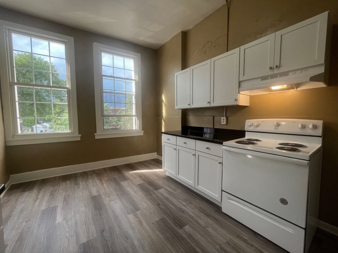 776 East 7th Apartments - 776 7th St E St. Paul MN | Zumper