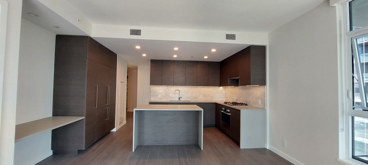 Gilmore Place 1 Apartments - 2186 Gilmore Avenue, Burnaby, BC V5C 6A7 ...