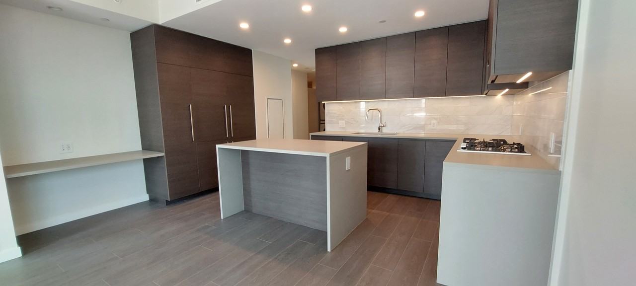 Gilmore Place 1 Apartments - 2186 Gilmore Avenue, Burnaby, BC V5C 6A7 ...