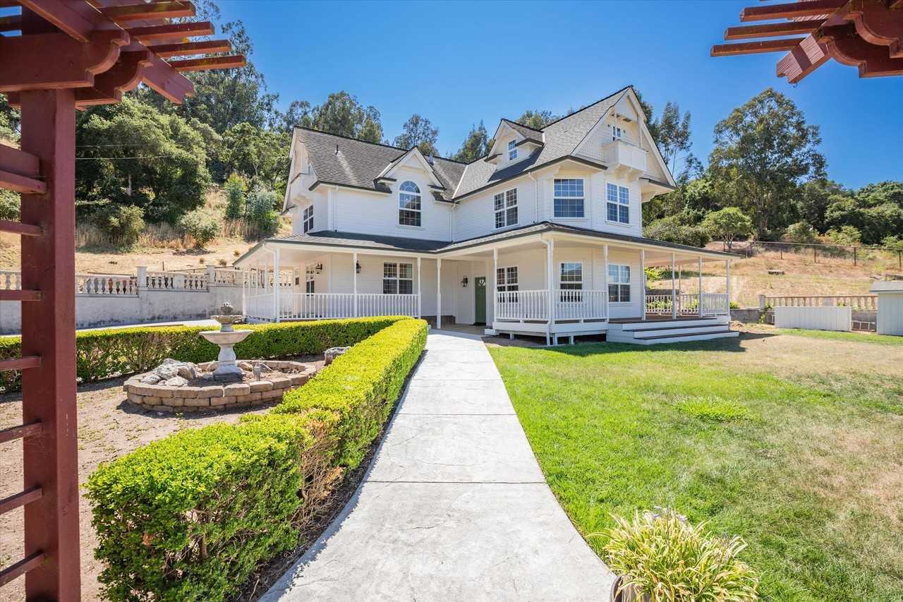 240 San Miguel Canyon Rd, Royal Oaks, CA 95076 - 4 bedroom House Rental ...