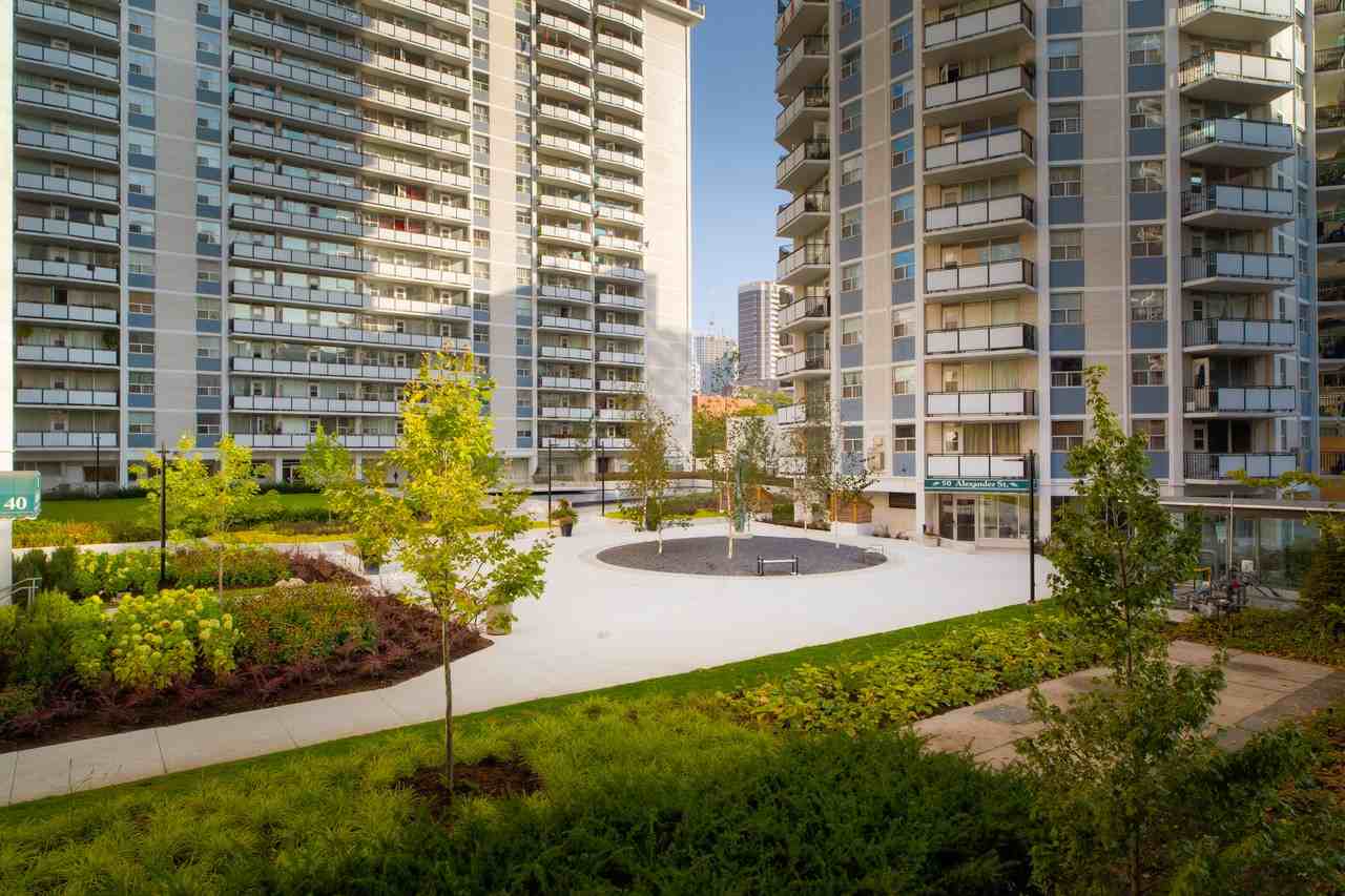 40 Alexander Street Apartments - 40 Alexander St Toronto ON | Zumper
