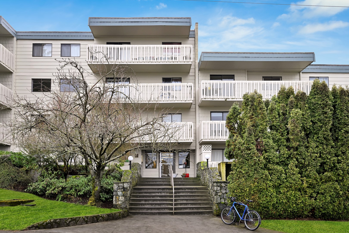 Ellery Manor Apartments - 855 Ellery St, Esquimalt, BC V9A 6X6 - Zumper