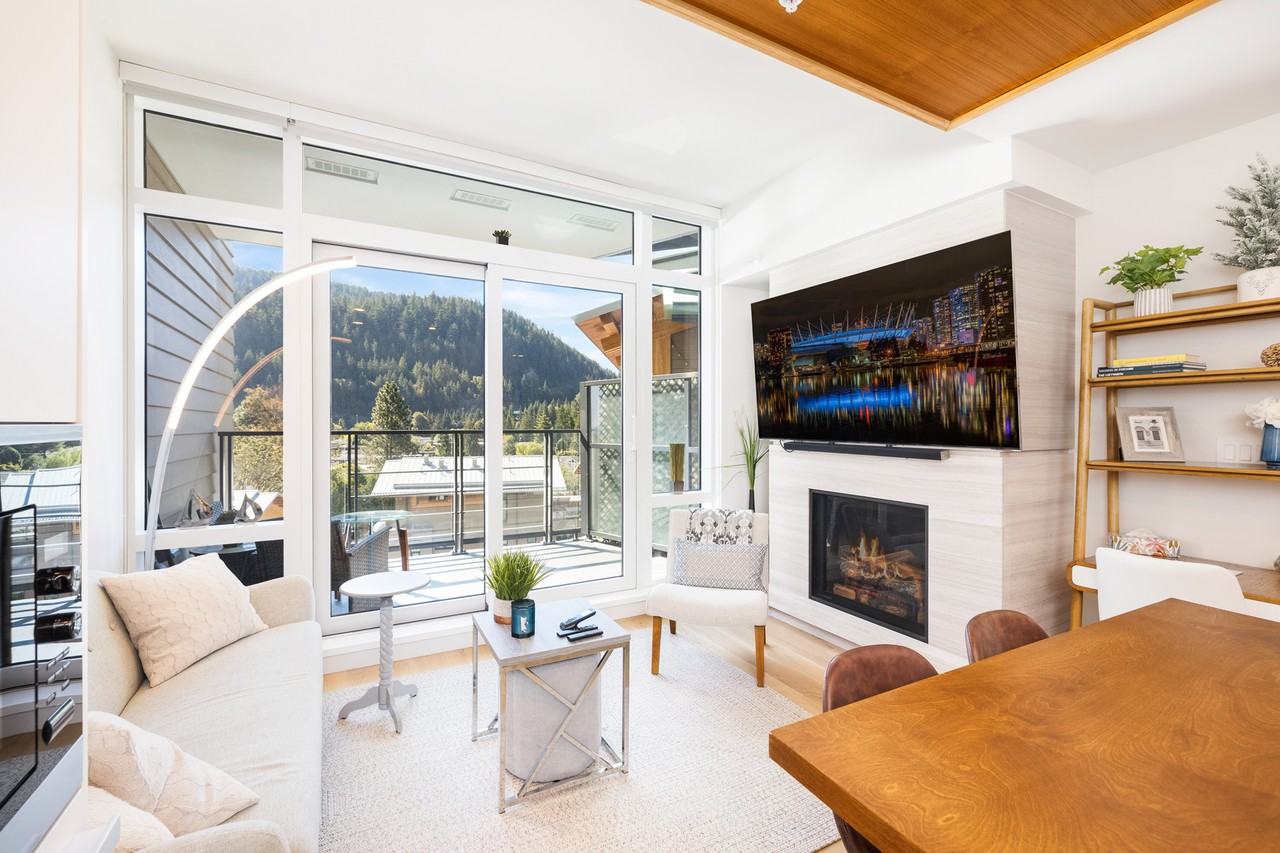 6707 Nelson Ave, West Vancouver, BC V7W 0A4, CAN - 2 unit Rentals - Zumper