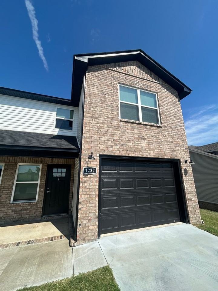 Maple Ridge Duplex Apartments - 1232 Maple Ridge Rd Alma AR | Zumper