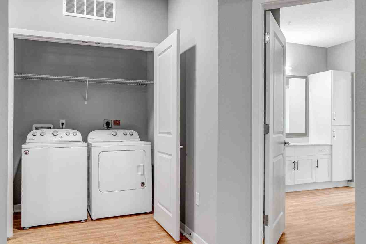 Luma Headwaters Apartments - 4000 Headwaters Way Orlando FL | Zumper