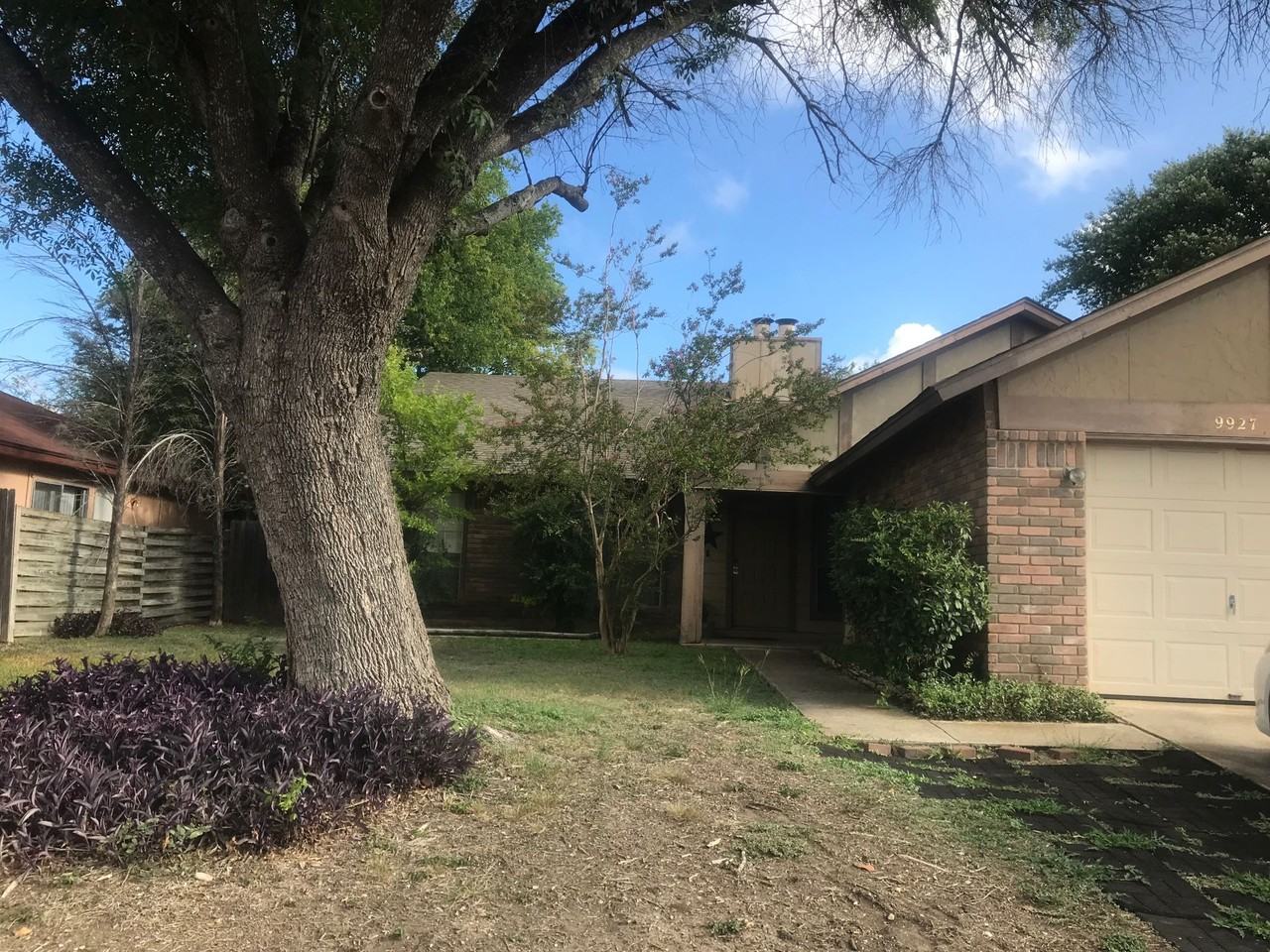 9925-9927 Ardash Apartments - 9925 Ardash Ln San Antonio TX | Zumper